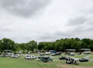 Stay - Blue Moon Campground